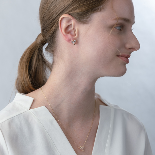 REFLECTION HEART PIERCED EARRING(片耳用)(2JP1070)K10 ピアス｜スタージュエリー公式オンラインストア