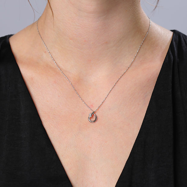 PYTHON KNOT NECKLACE(2XN0437)Pt950 ネックレス｜スタージュエリー公式オンラインストア